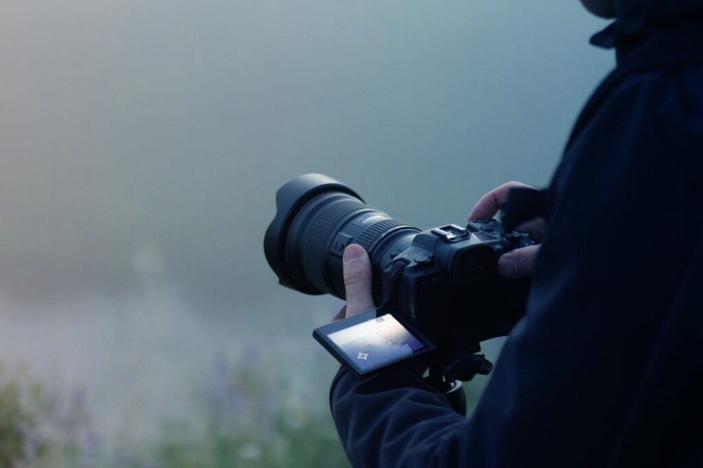 Definition of aperture in photography - Camera Wall