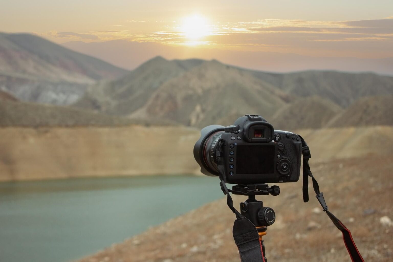 what is bracketing photography? What It Is and Why You Need It - Camera ...